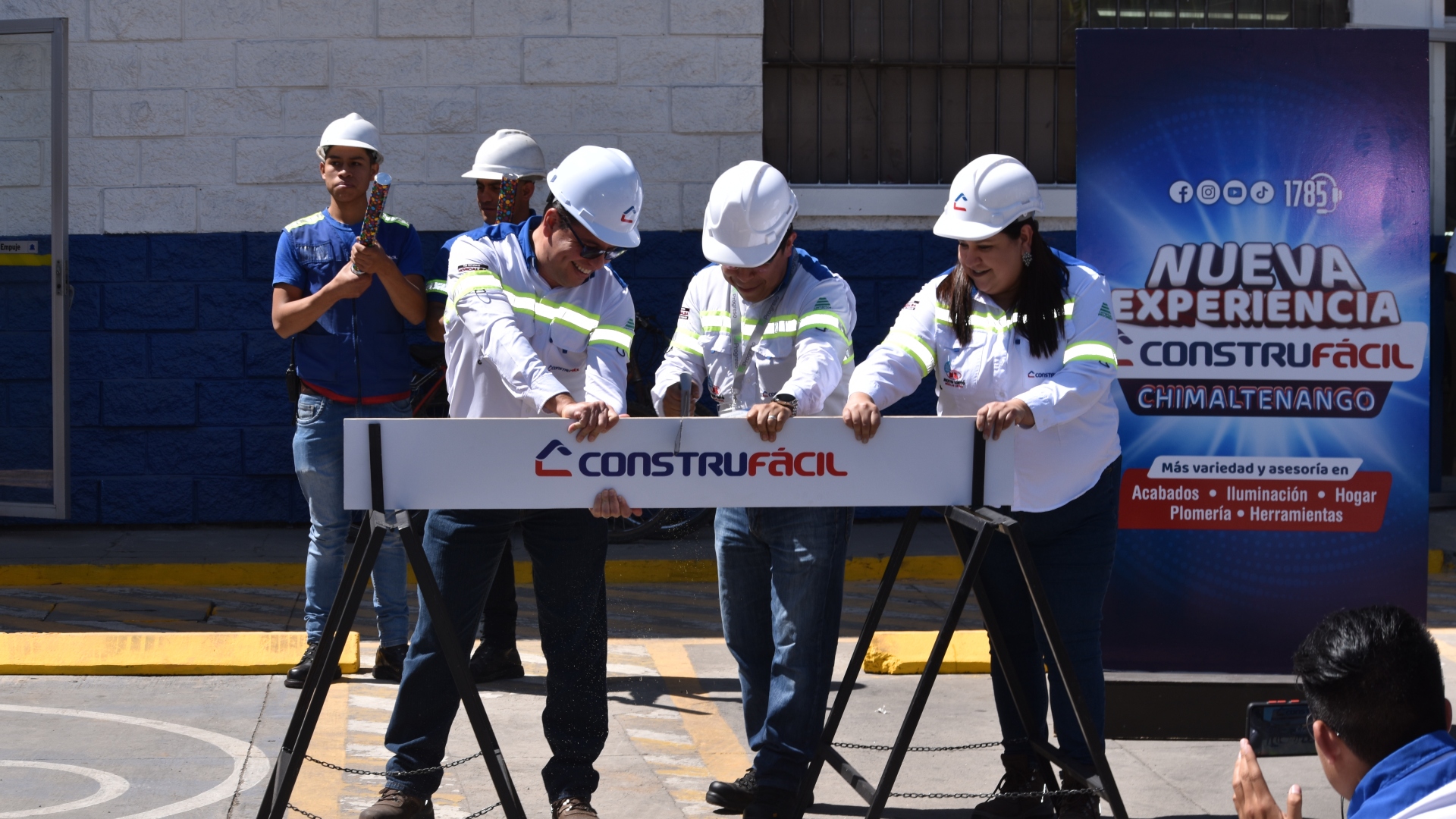 Construfácil sigue innovando para darte la mejor atención - Soy Positivo