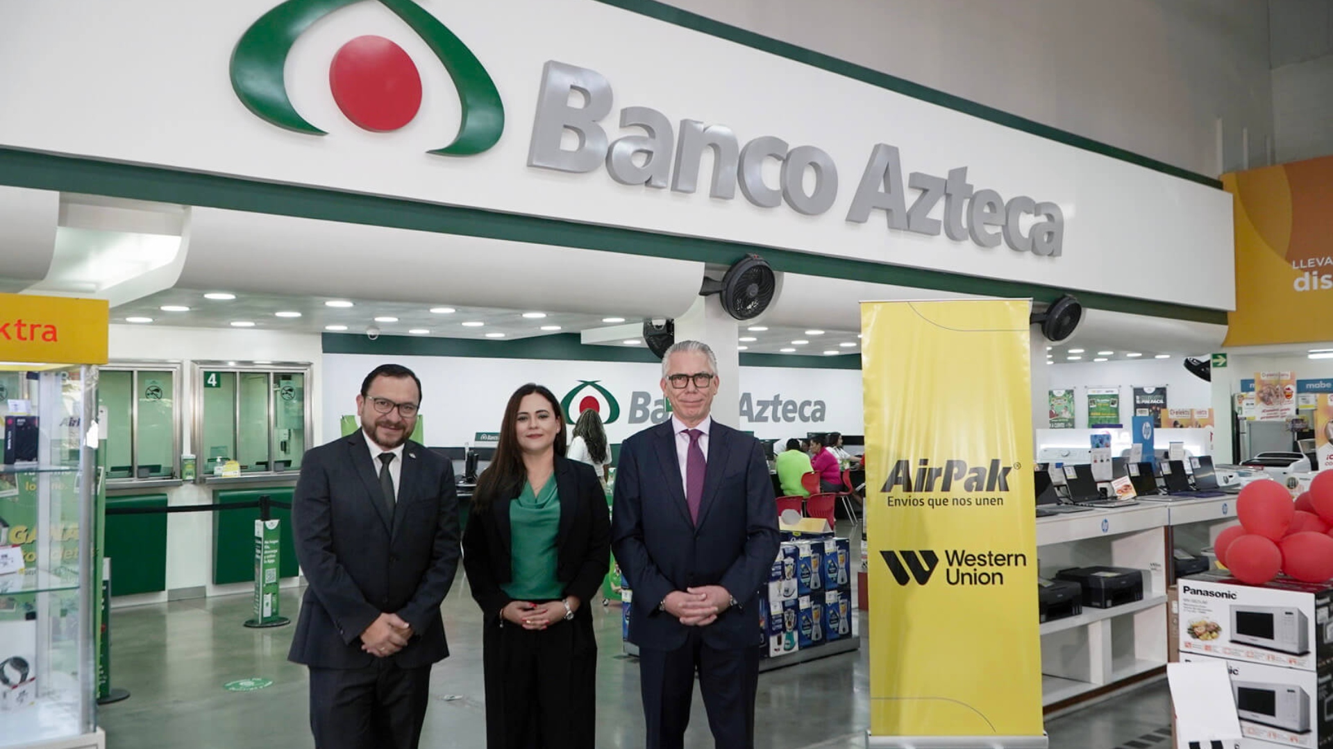 Banco Azteca y AirPak ofrecerá servicios de Western Union - Soy Positivo
